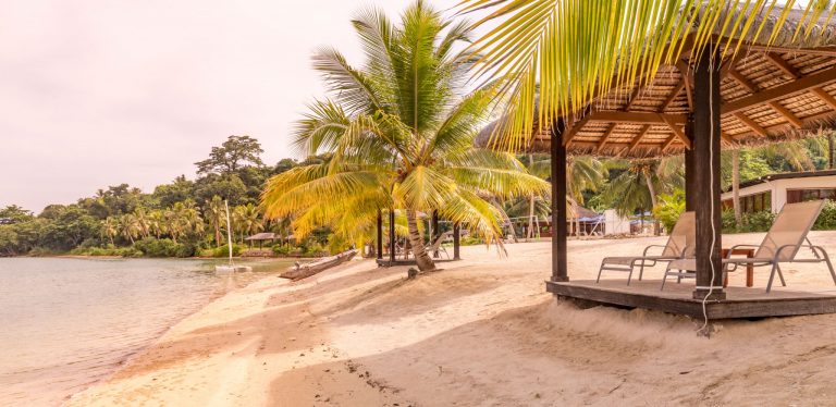 VANUATU - Holiday Inn Resort Port Vila; a luxury hotel with private ...