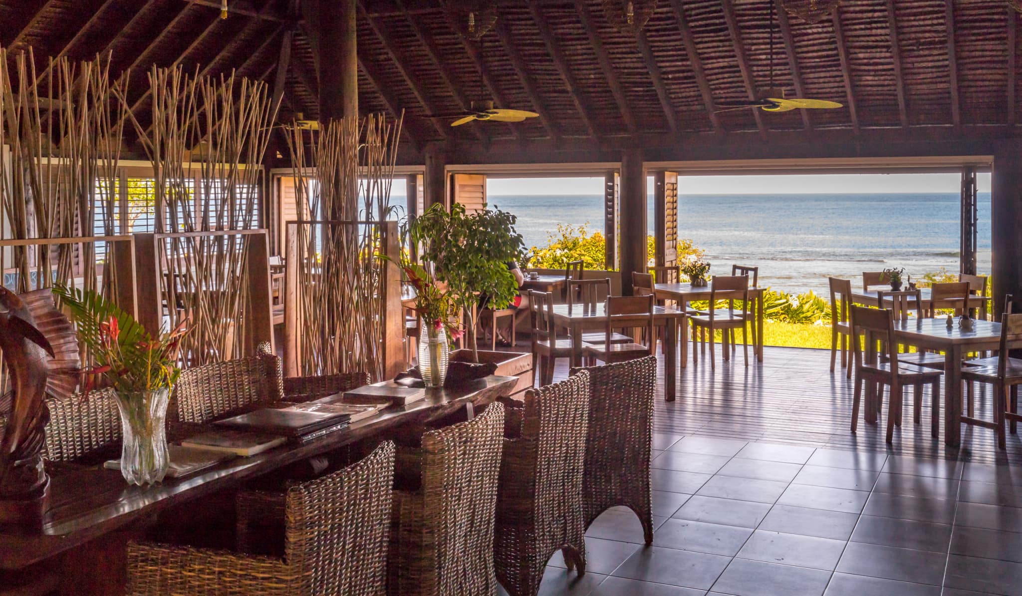 VANUATU - Best luxury hotel on Tanna: White Grass Ocean Resort & Spa ...