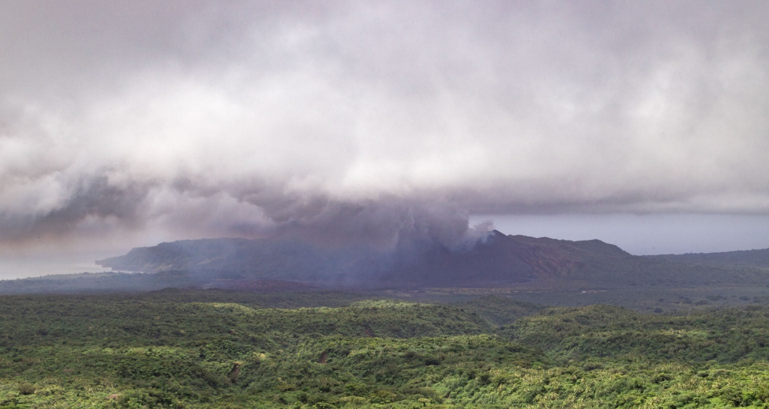 VANUATU - Tanna Island day trip: Mt. Yasur active volcano tour – Chris ...