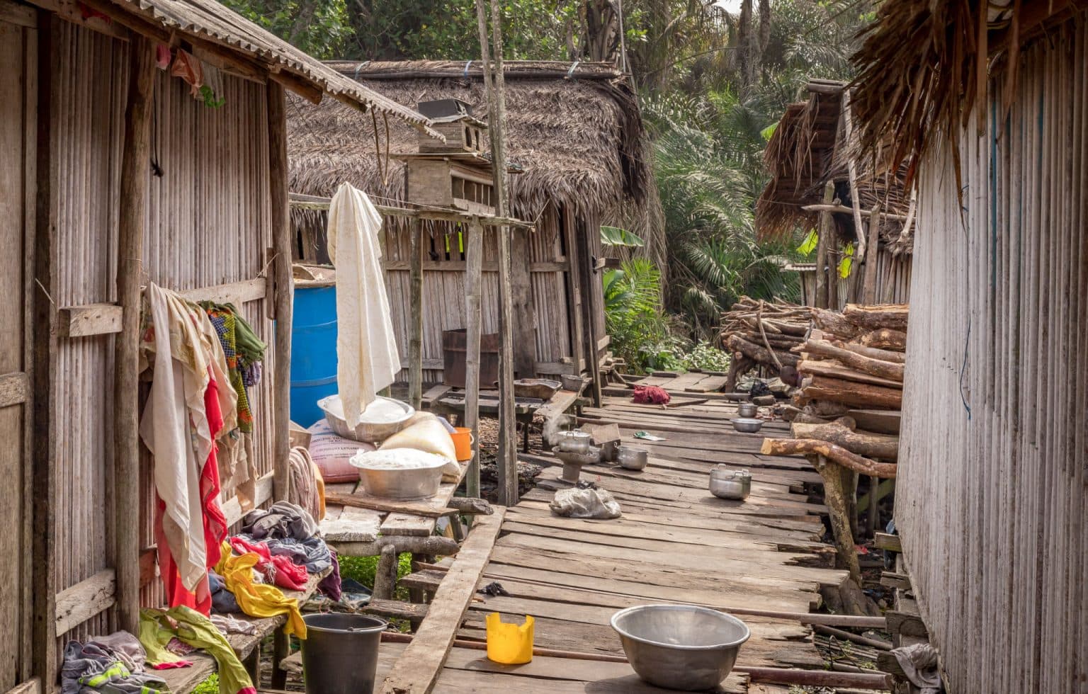 GHANA - Stilt village Nzulezo on lake Tadane (Beyin); day trip from ...