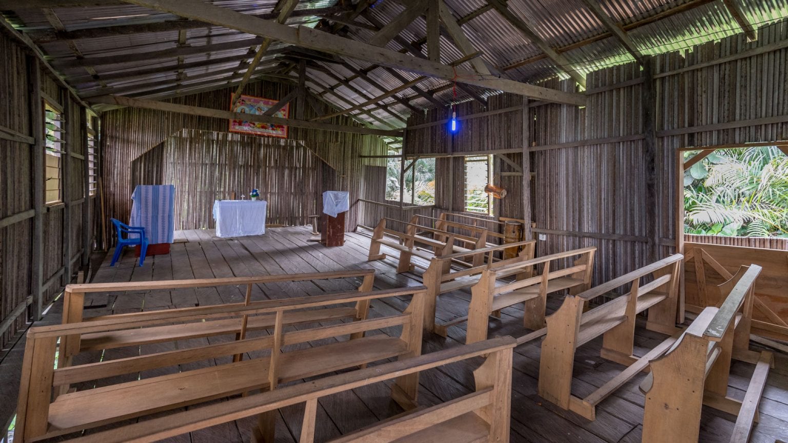 GHANA - Stilt village Nzulezo on lake Tadane (Beyin); day trip from ...