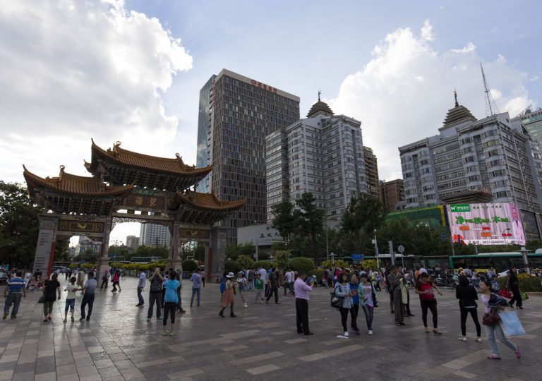 CHINA - A day in Kunming, the City of Eternal Spring – Chris Travel ...