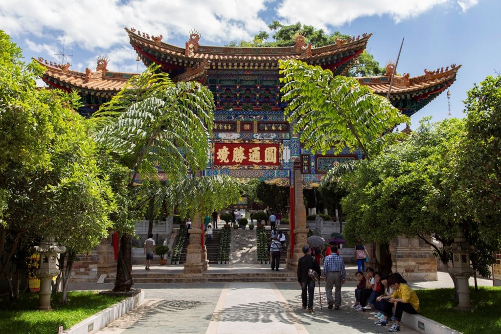 CHINA - A day in Kunming, the City of Eternal Spring – Chris Travel ...